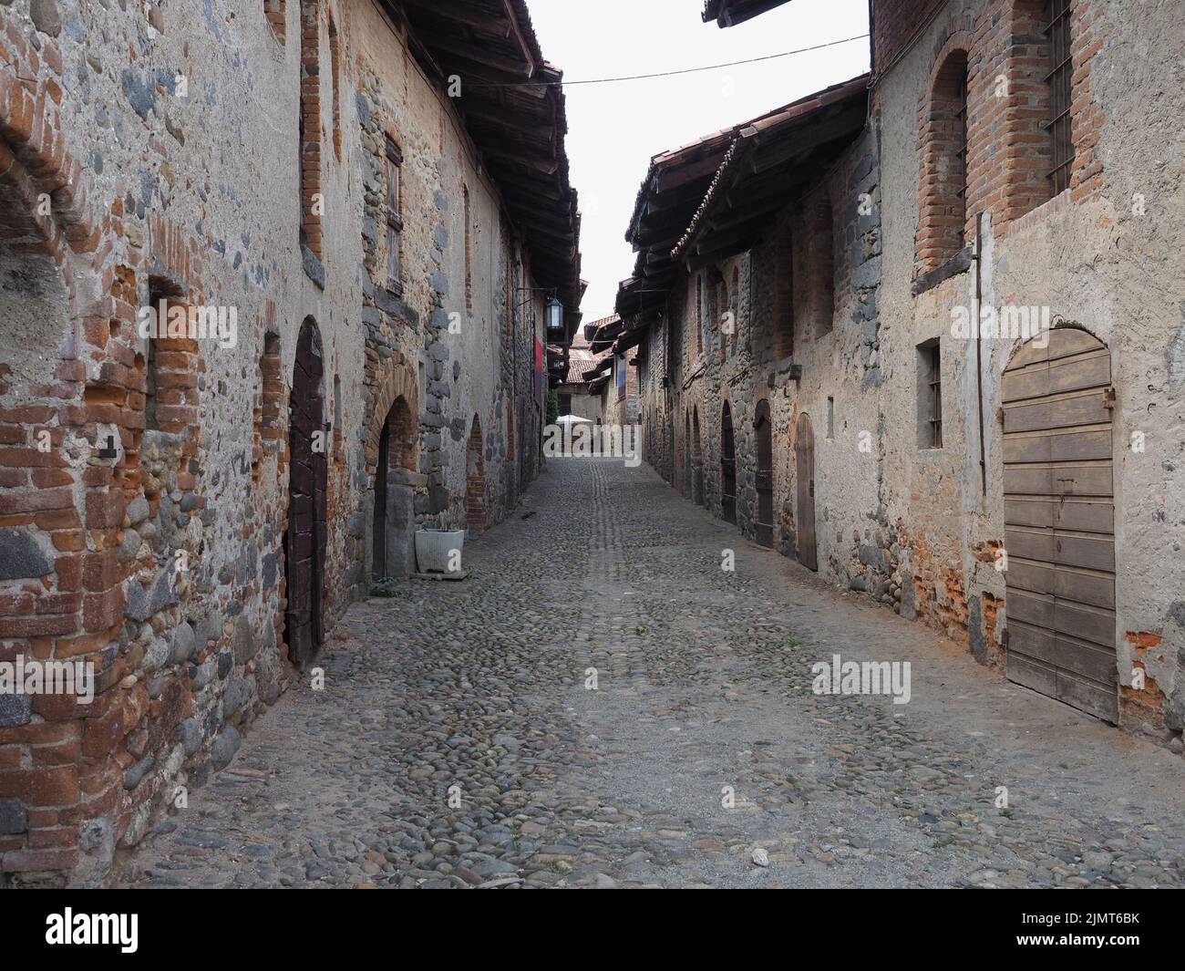 Ricetto fortified medieval village in Candelo, Italy Stock Photo - Alamy