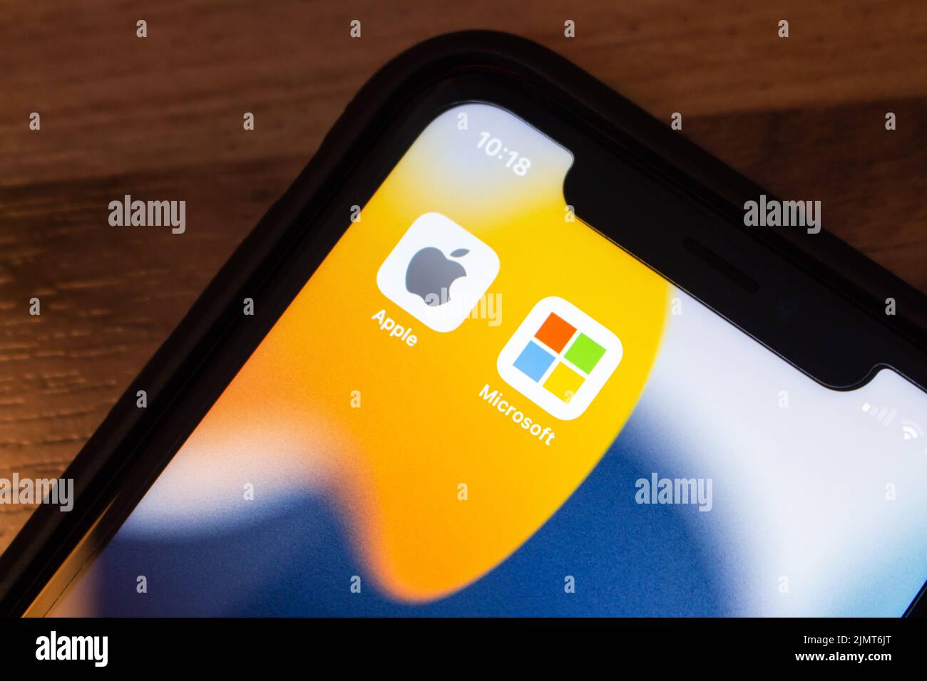 Vancouver, CANADA - Aug 6 2022 : Apple and Microsoft icons on an iPhone ...