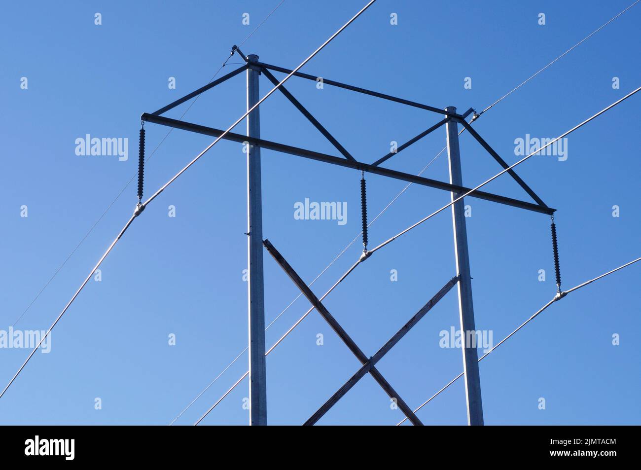Electric power transmission and distribution hi-res stock photography ...