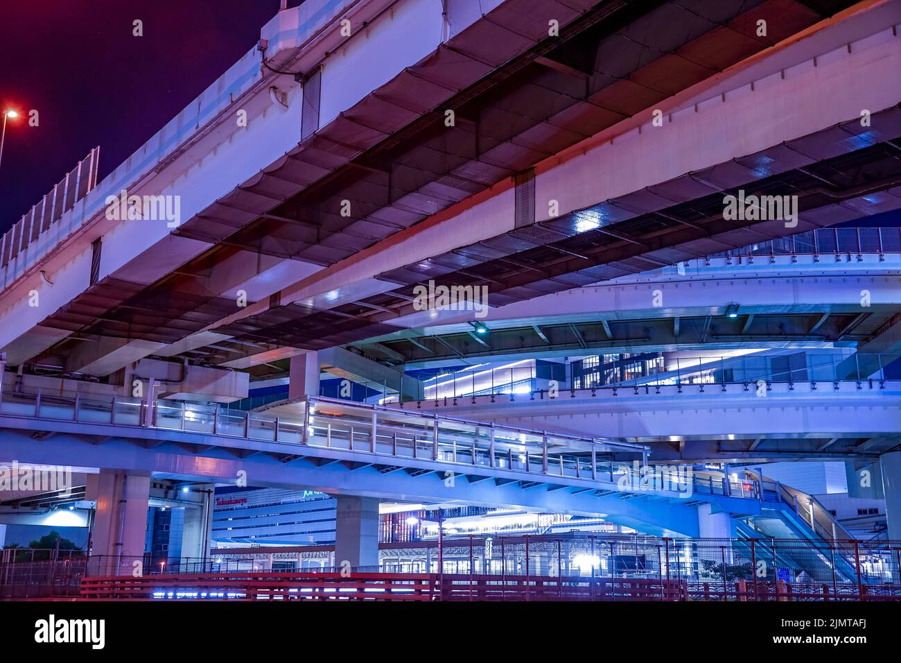 Sidewalk bridge and capital highway Stock Photo - Alamy