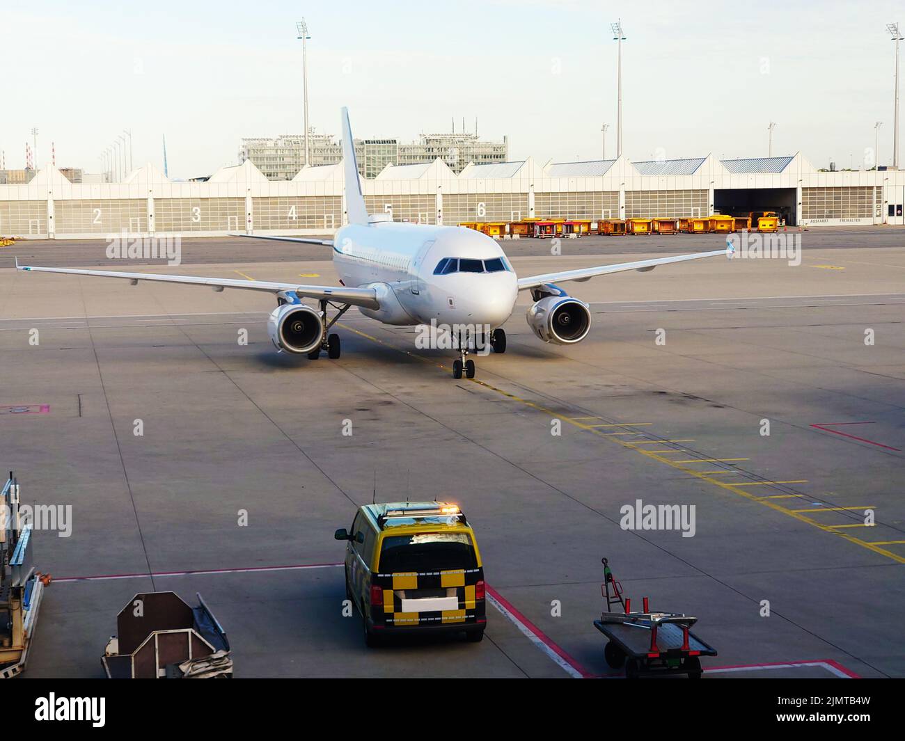 Airbus plane rendering hi-res stock photography and images - Alamy