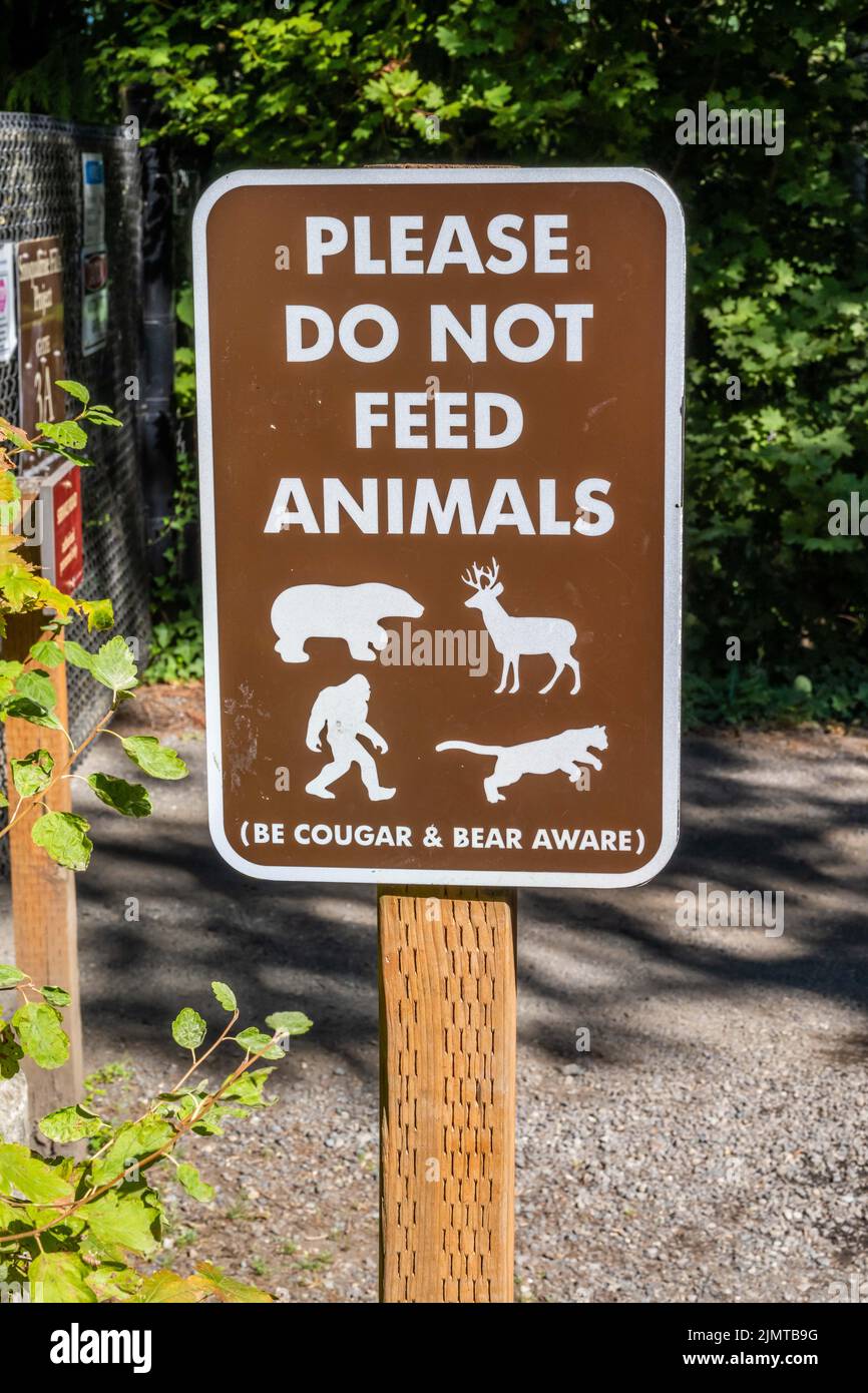 A warning signboard for guests in Seattle, Washington Stock Photo - Alamy