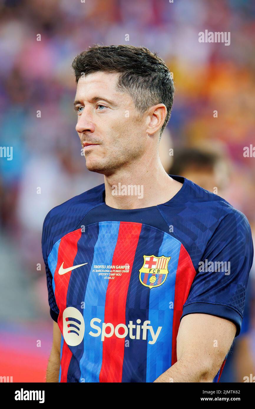 Robert lewandowski barcelona pumas hi-res stock photography and images ...