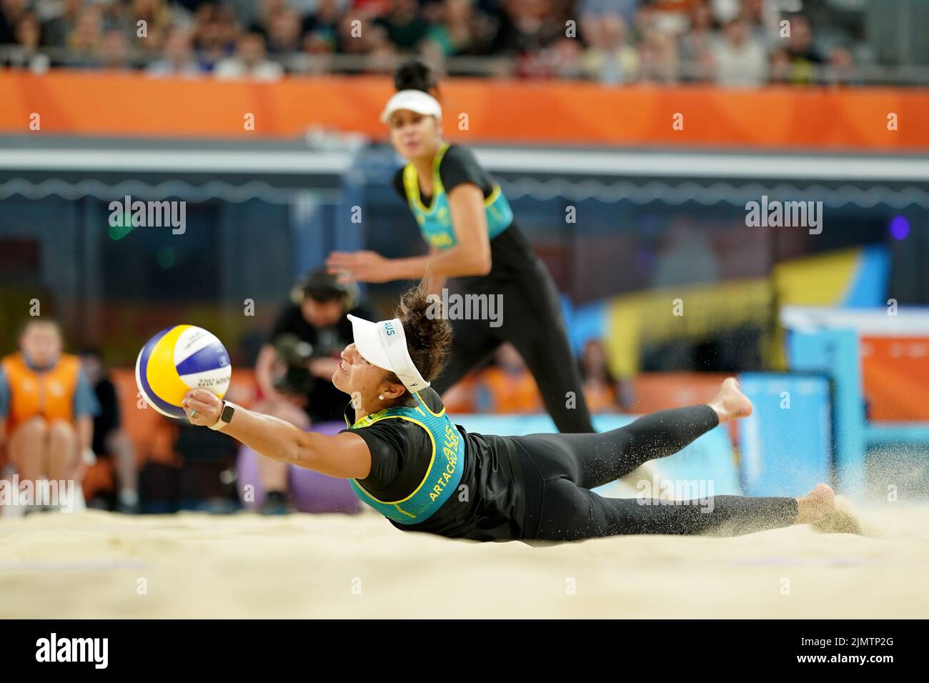 Australia's Mariafe Artacho del Solar and Taliqua Clancy in action ...