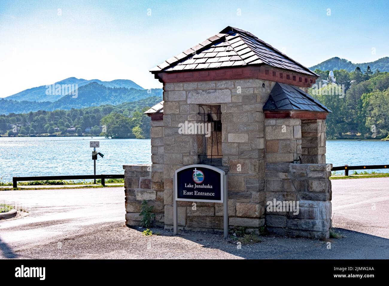 Nature senes at lake junaluska north carolina Stock Photo - Alamy