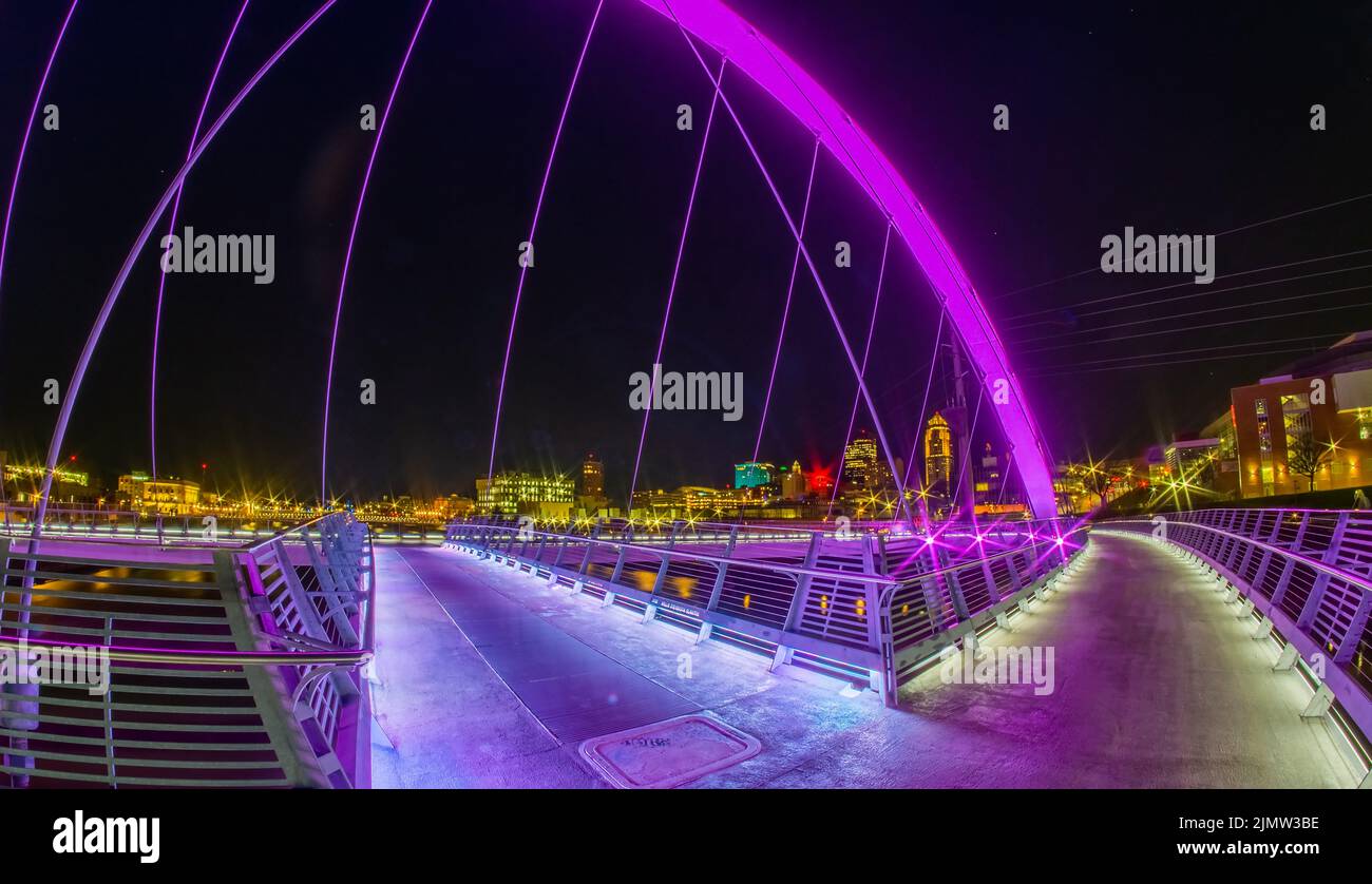 Des moines iowa usa women of achievement bridge Stock Photo - Alamy