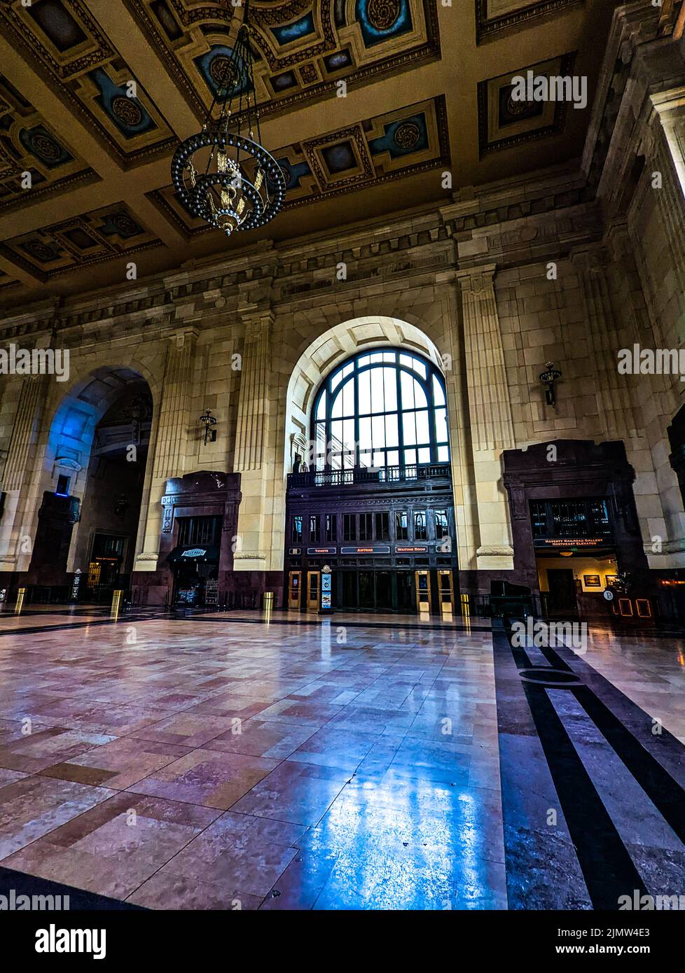 Beautiful kansas city train station in downtown Stock Photo - Alamy