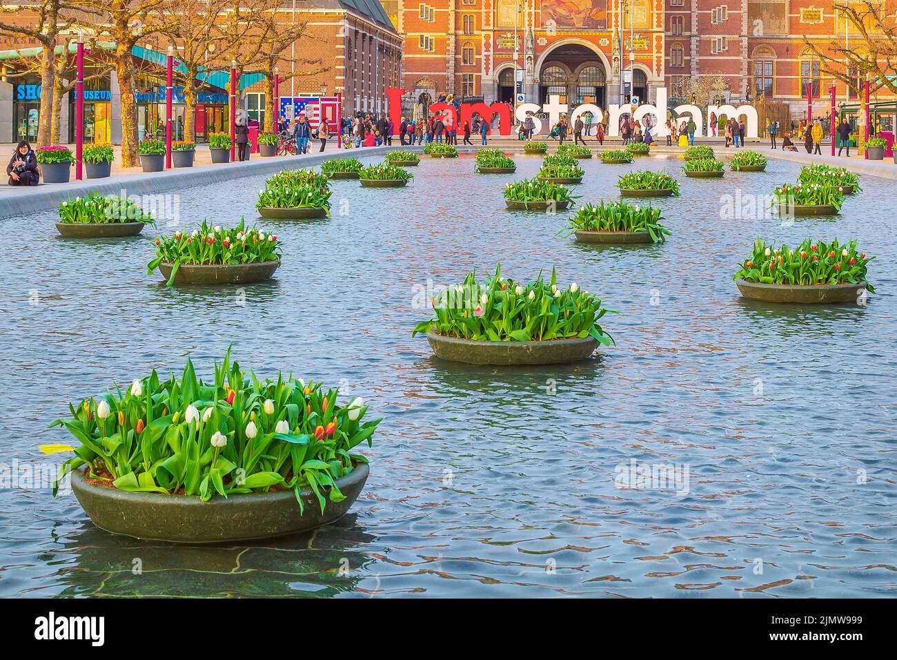 Museumplein Rijksmuseum, Amsterdam, Holland Stock Photo - Alamy