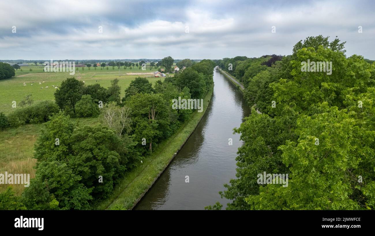 Aerial view farm field agriculture hi-res stock photography and images ...