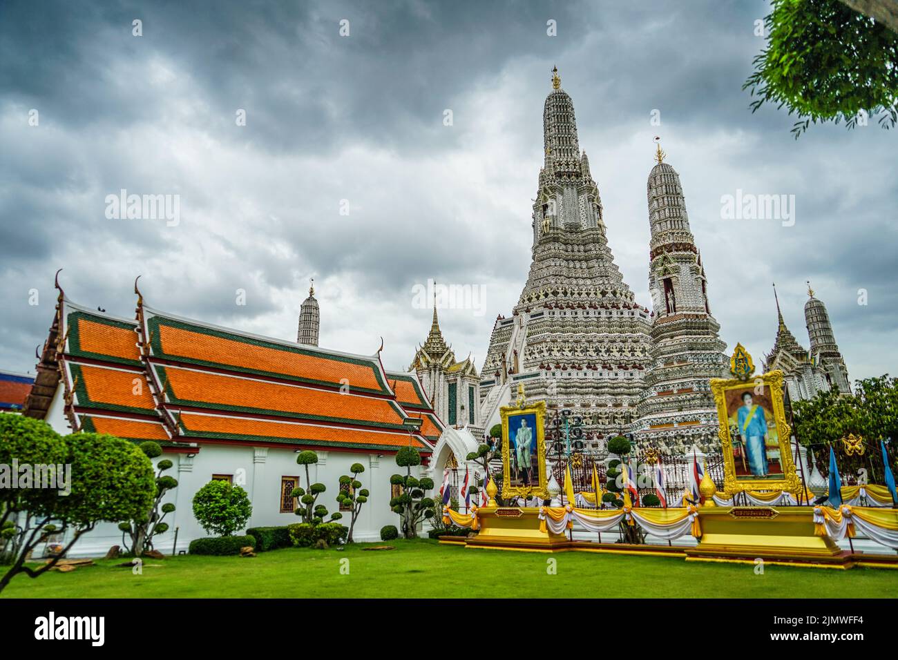 Wat Pole Han Temple (Thailand Bangkok Stock Photo - Alamy