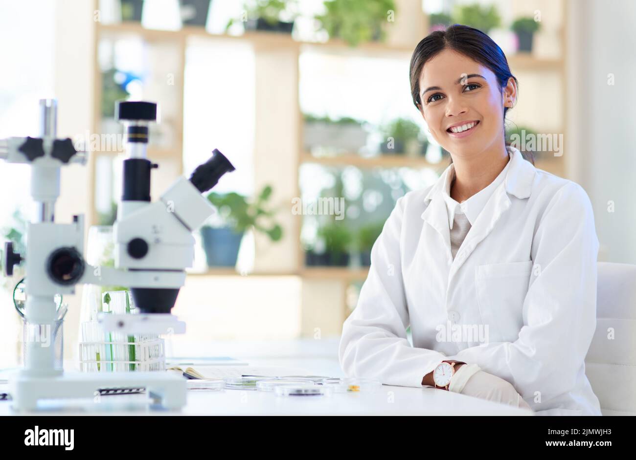Im ready for a new day of discoveries. Portrait of a young scientist ...
