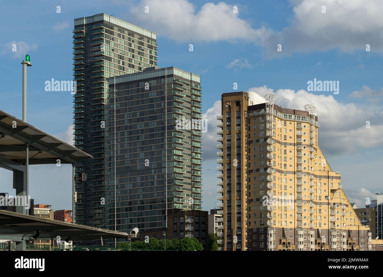 Various styles of buildings along the River Thames Stock Photo - Alamy