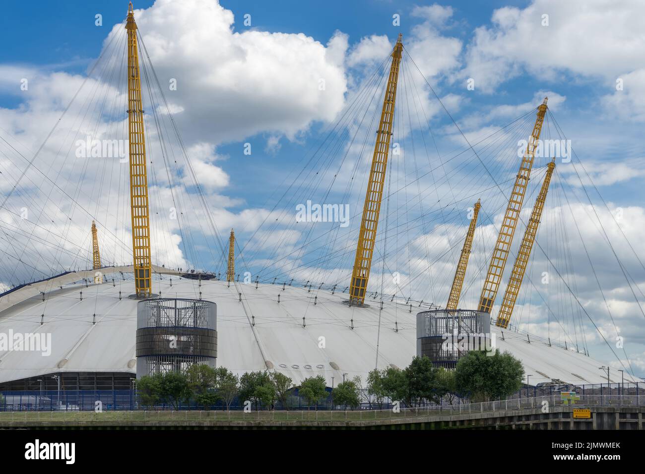 The o2 river thames hi-res stock photography and images - Alamy