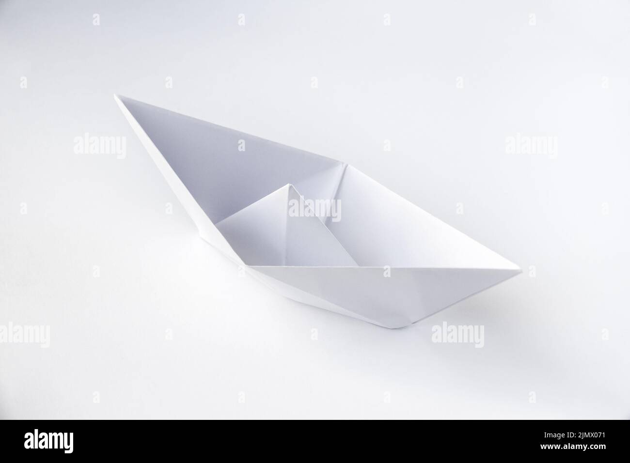 Boat paper fold geometric hi-res stock photography and images - Alamy