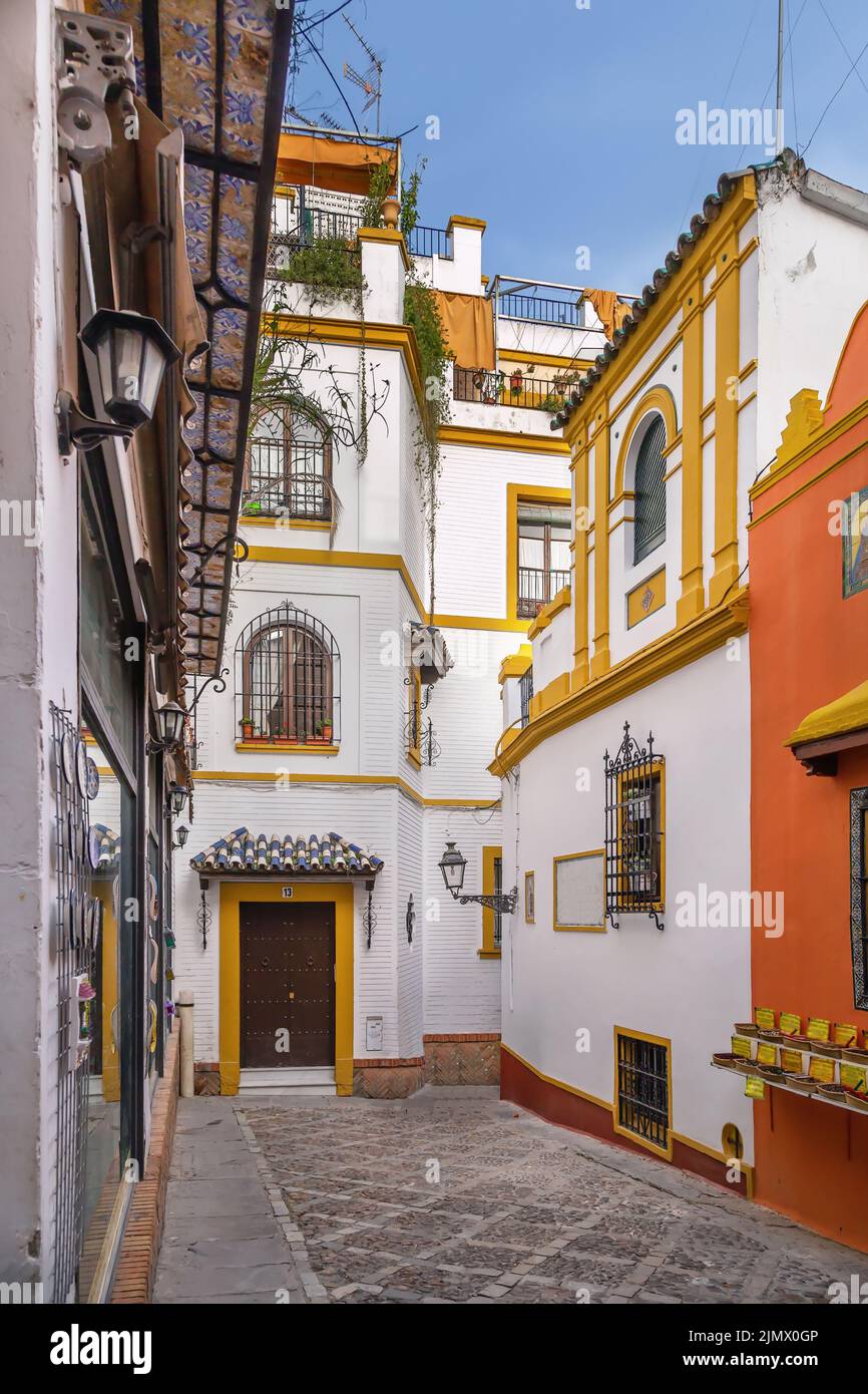 Traditional spanish street view hi-res stock photography and images - Alamy