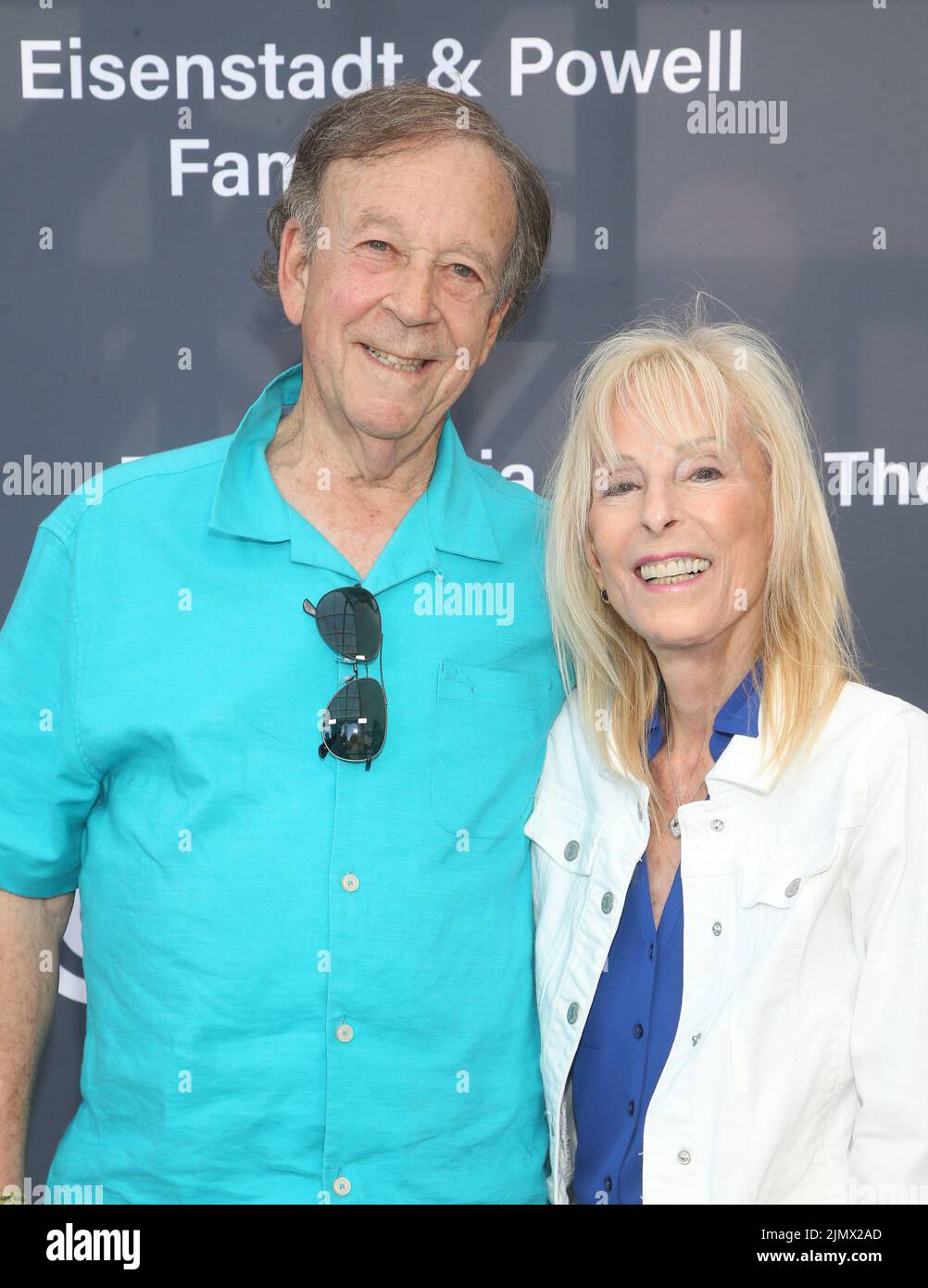 Inglewood, California, USA. 7th Aug, 2022. Leslie Spivak, Bob Spivak ...