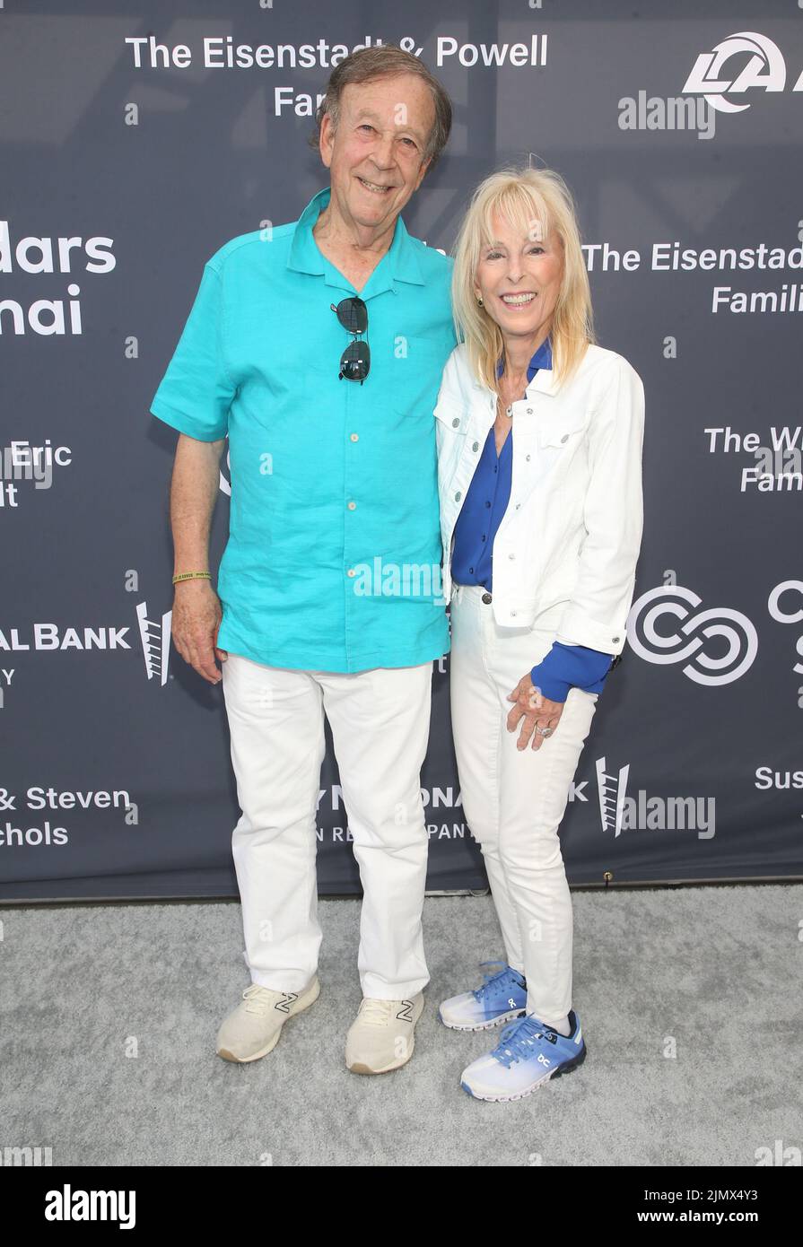 7 August 2022 - Inglewood, California - Leslie Spivak, Bob Spivak ...