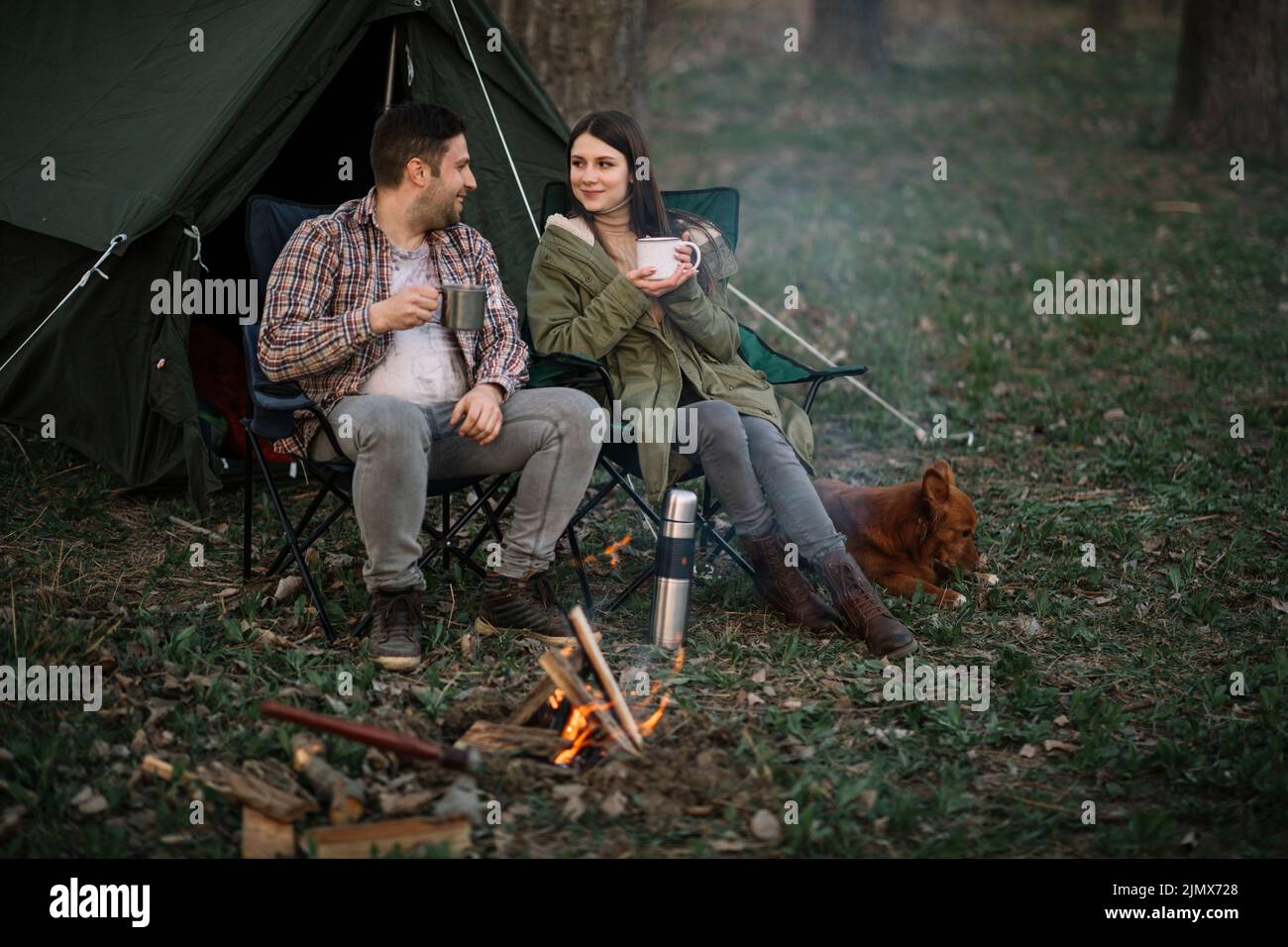 Full length body shot hi-res stock photography and images - Alamy