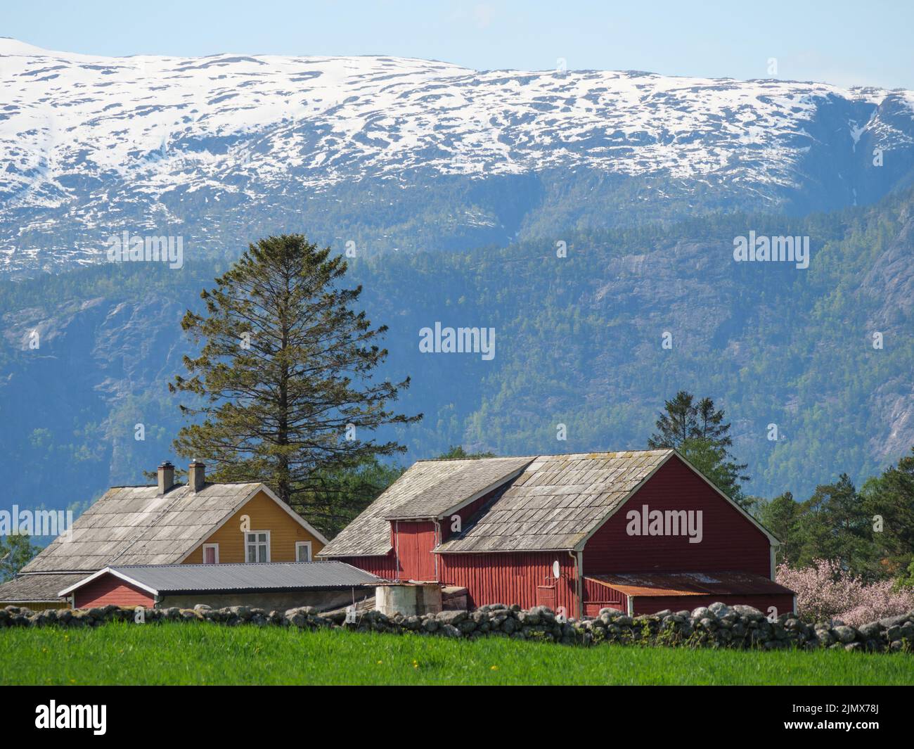 Spring in eidfjord norway hi-res stock photography and images - Alamy