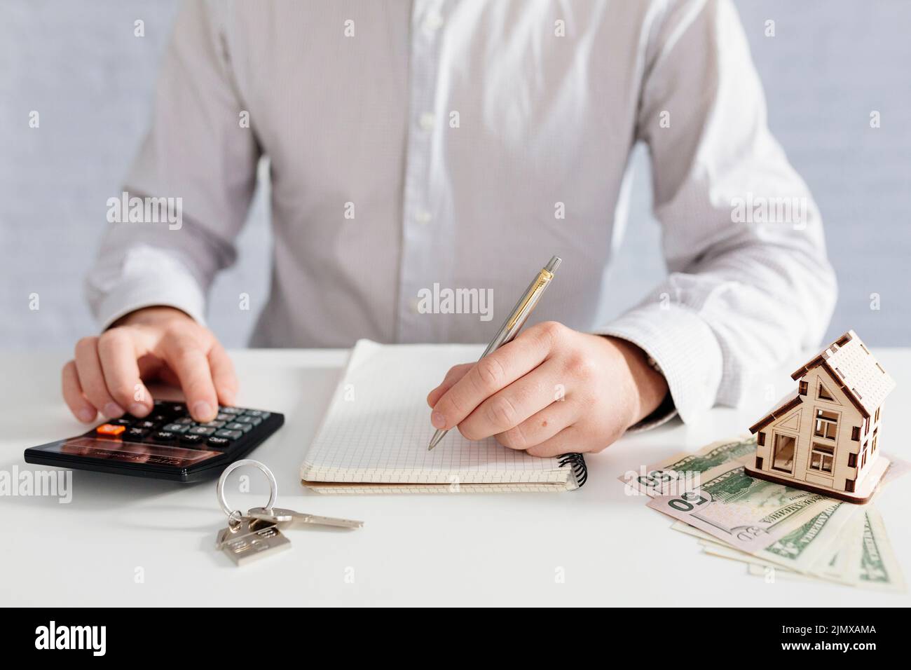 Counting mature adult man hi-res stock photography and images - Alamy
