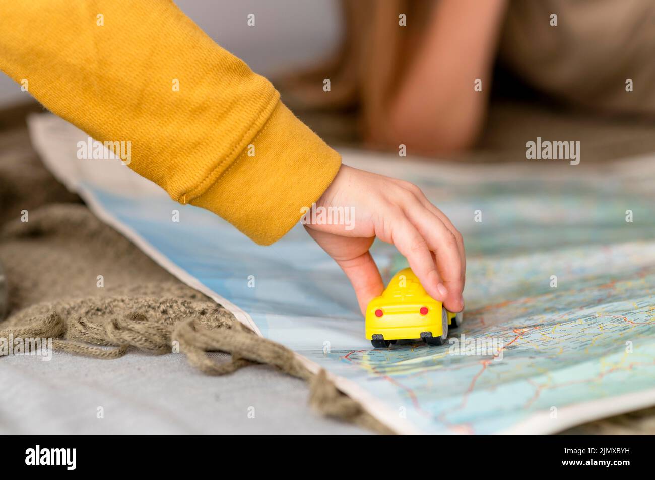 Child drawing map hi-res stock photography and images - Alamy
