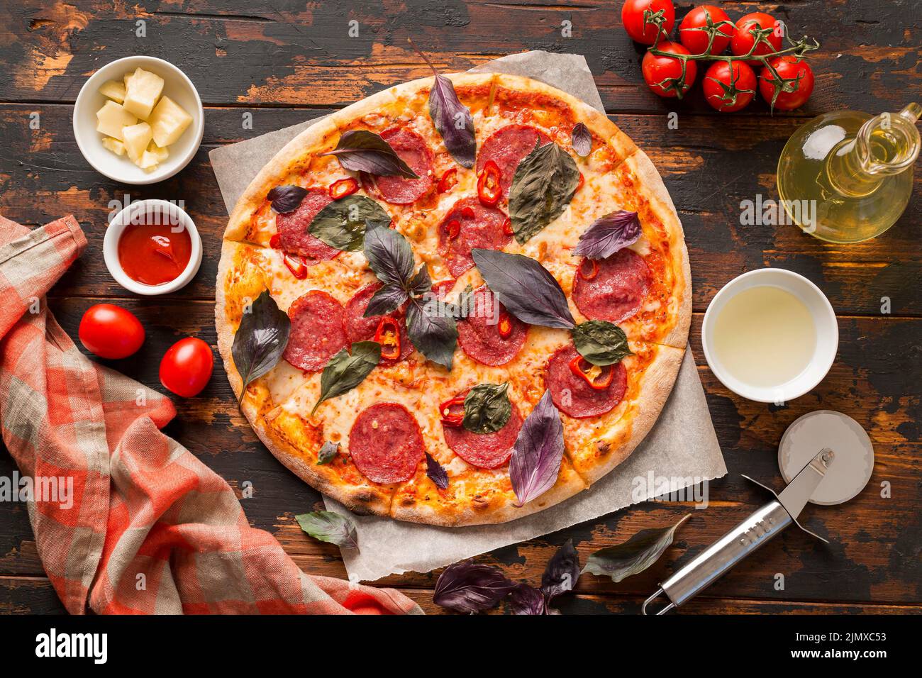 Pizza top view table hi-res stock photography and images - Alamy