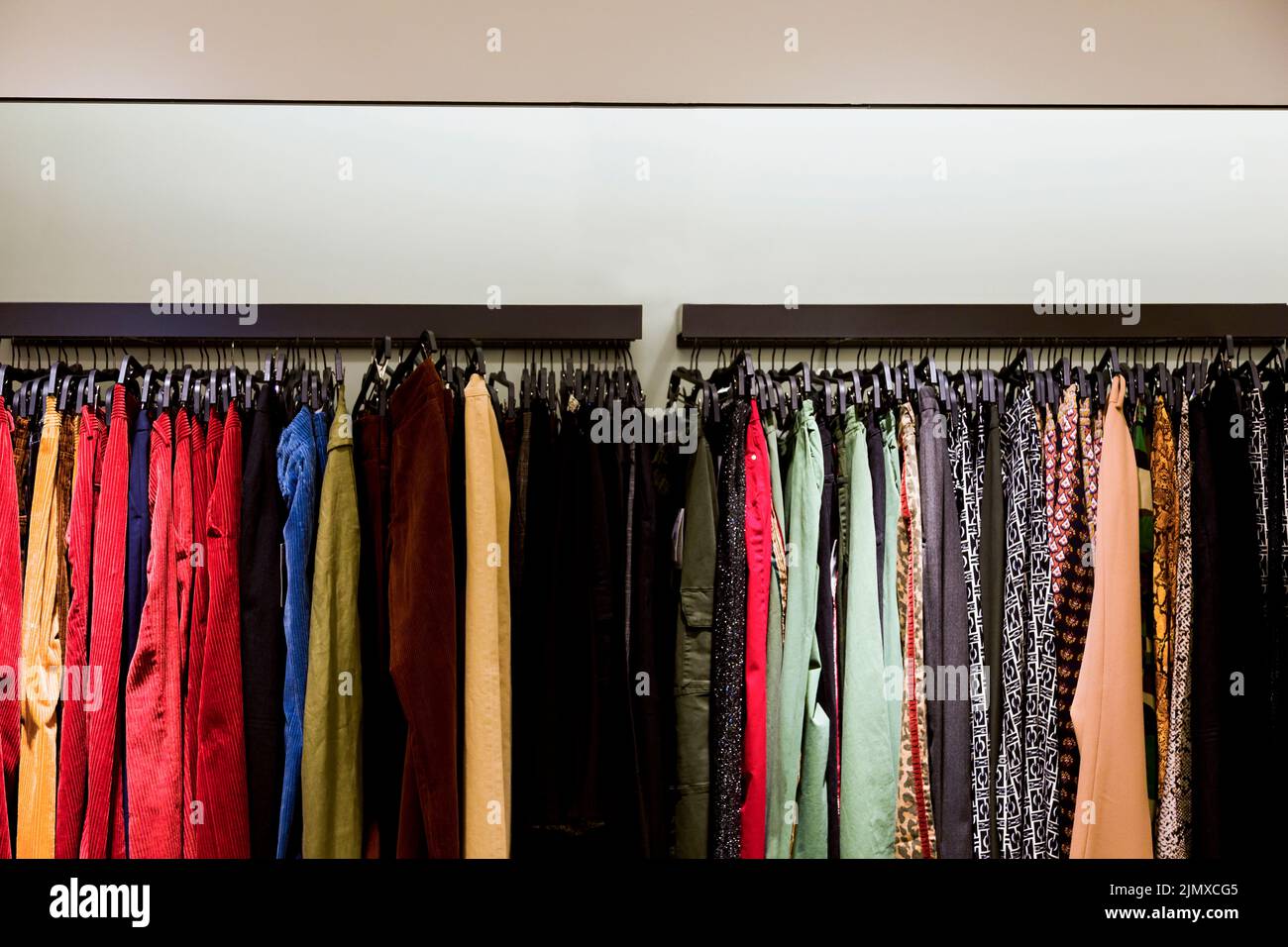 Inside clothes shop hi-res stock photography and images - Alamy