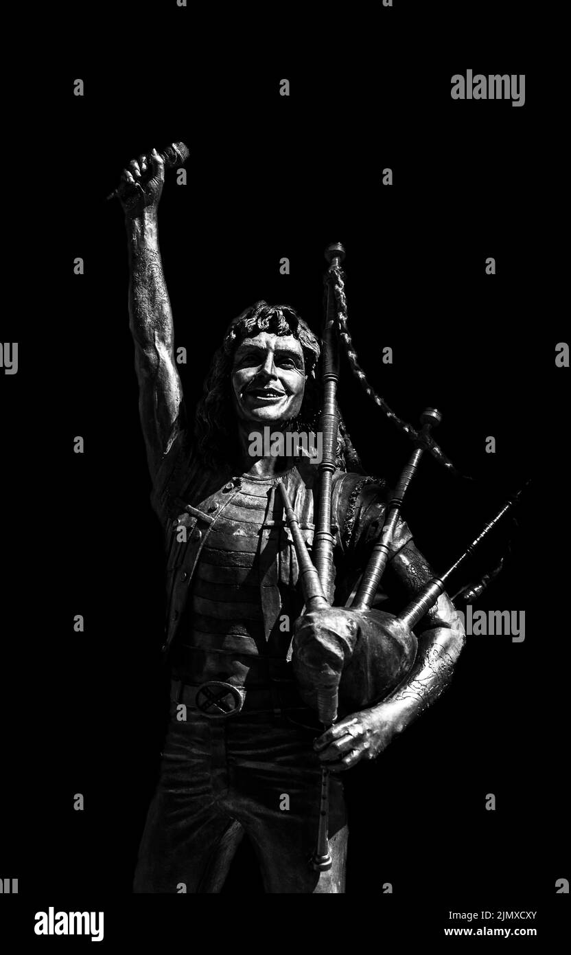 Bon scott bagpipes Black and White Stock Photos & Images - Alamy