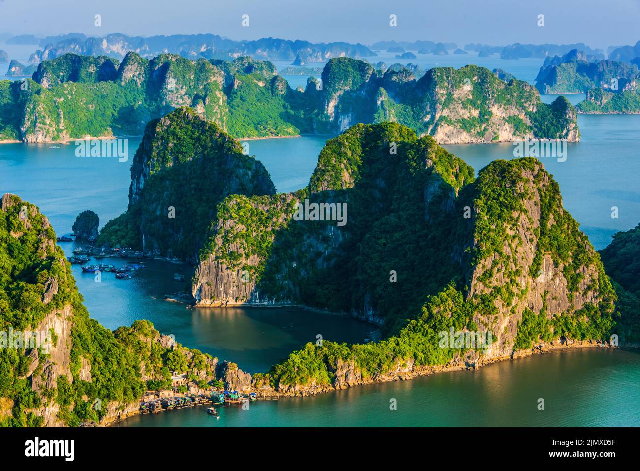 Panoramic view of Ha Long Bay Stock Photo - Alamy