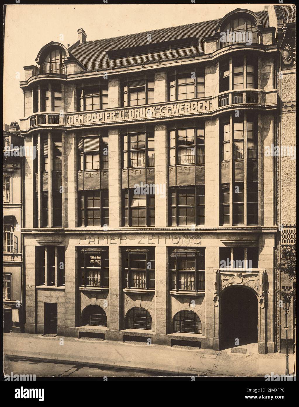 Papierhaus in berlin kreuzberg 1913 hi-res stock photography and images ...