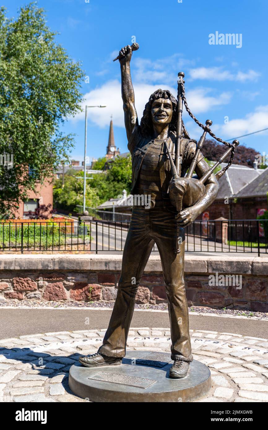 Bon scott bagpipes hi-res stock photography and images - Alamy