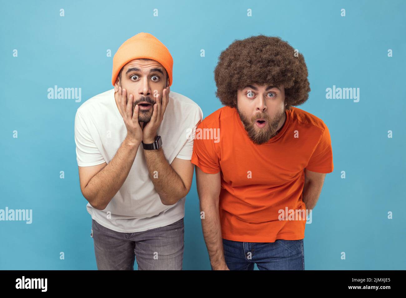 Two big eyes hi-res stock photography and images - Alamy