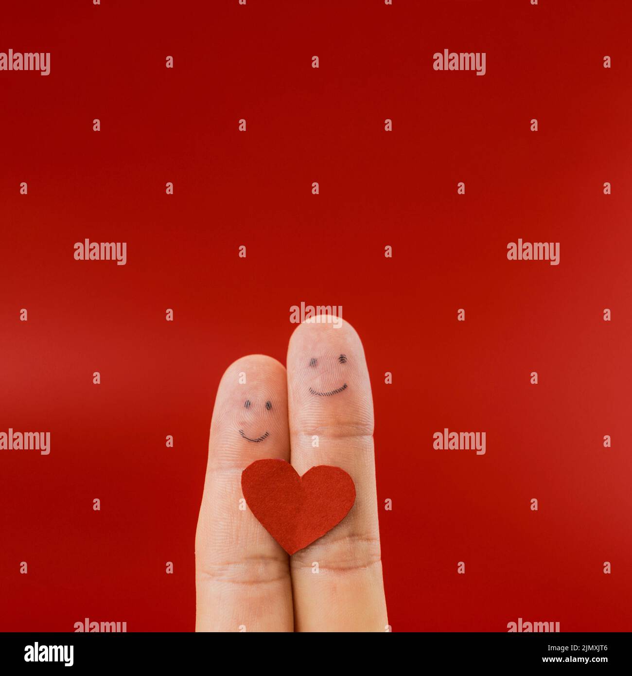 Happy faces hi-res stock photography and images - Alamy