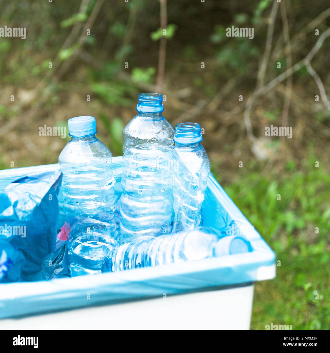 Recyclable plastic garbage bag hi-res stock photography and images - Alamy