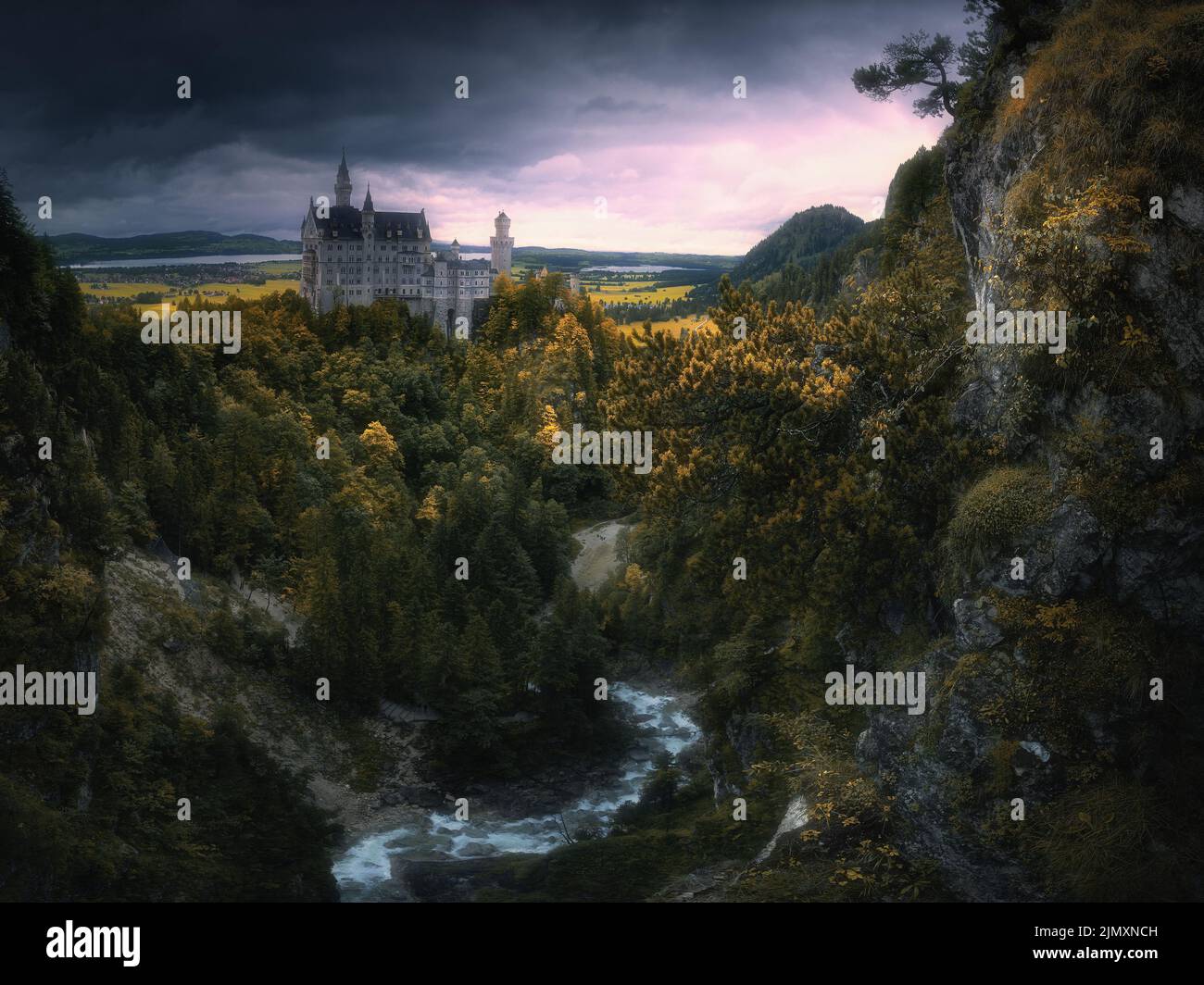 Experience Neuschwanstein Castle in Autumn - A Picture-Perfect Panorama ...