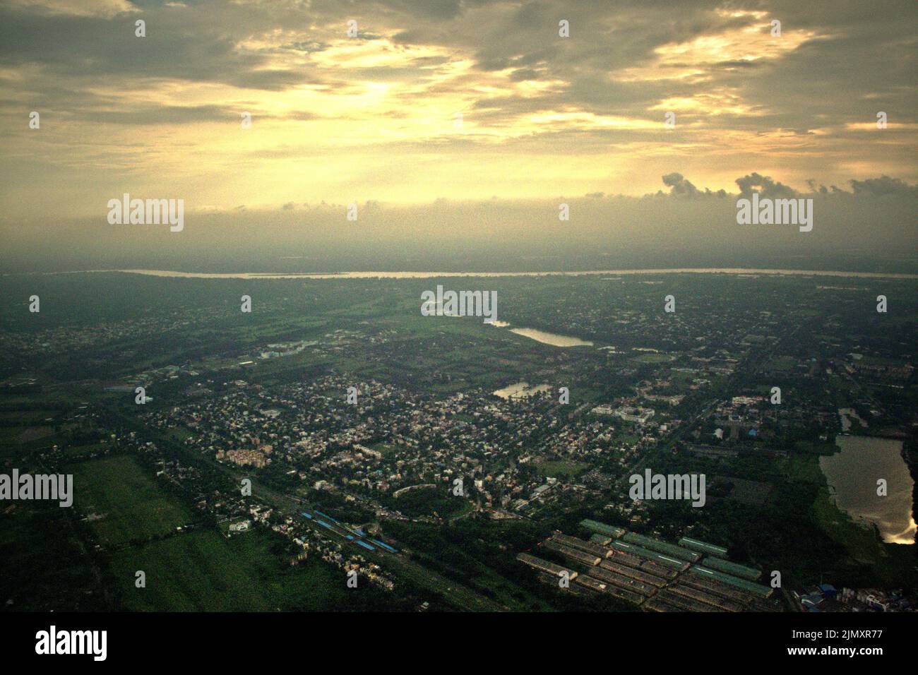 Kolkata aerial view hi-res stock photography and images - Alamy