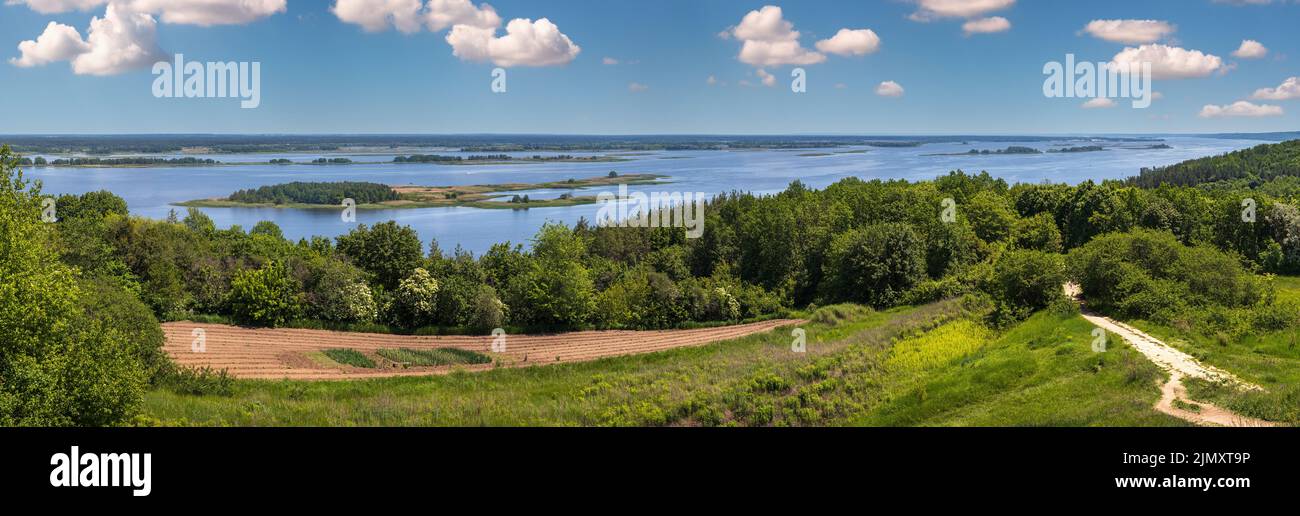 Dnipro river shores summer panoramic landscape, Kaniv water Reservoir ...