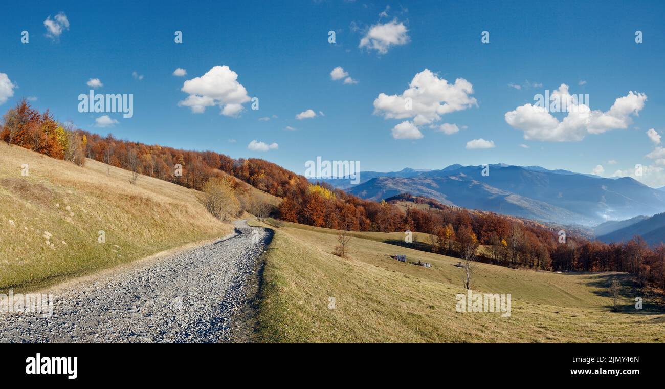 Autumn rural gravel road hi-res stock photography and images - Alamy