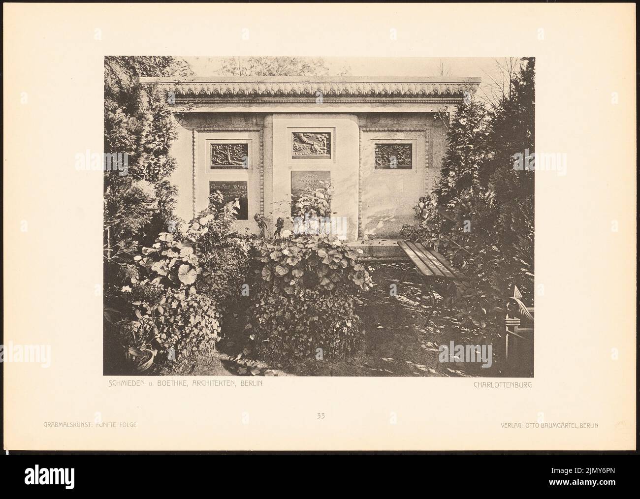 Ansicht grabmal jebens i in berlin charlottenburg hi-res stock ...