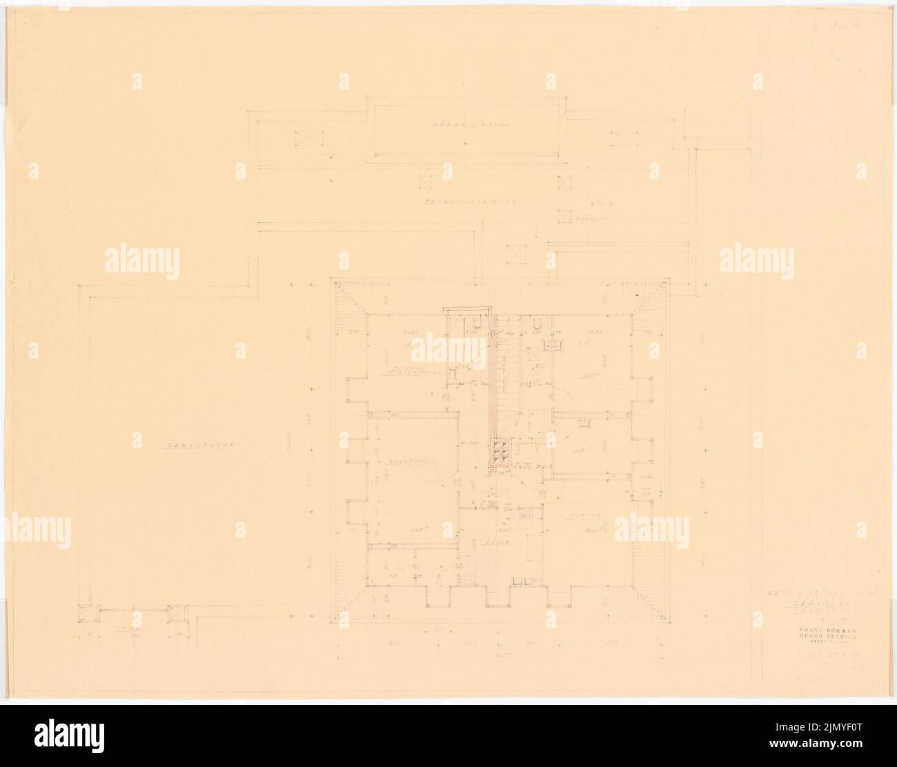 Garagenhaus im garten hi-res stock photography and images - Alamy