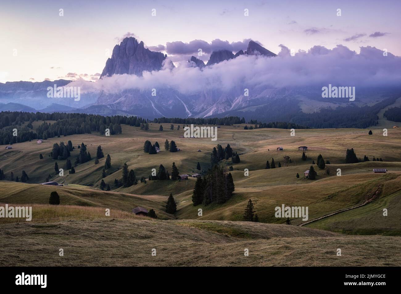 Alpe di siusi sunrise view Stock Photo - Alamy