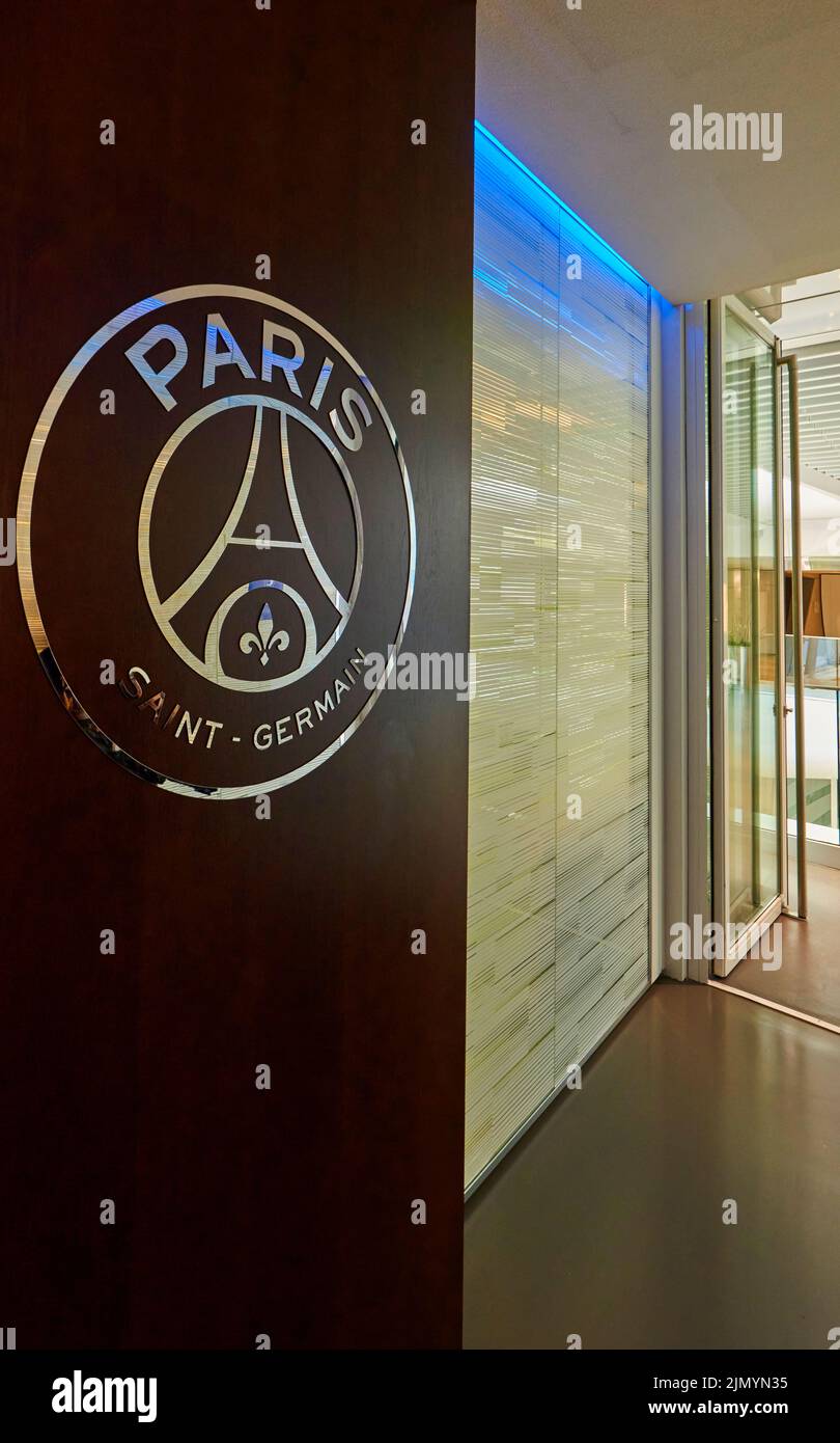 Parc des princes paris interior hi-res stock photography and images - Alamy