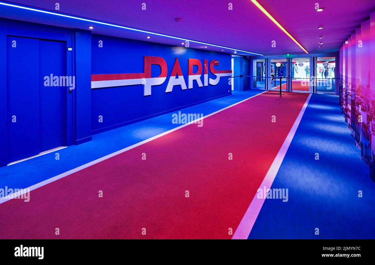 Parc des princes paris interior hi-res stock photography and images - Alamy