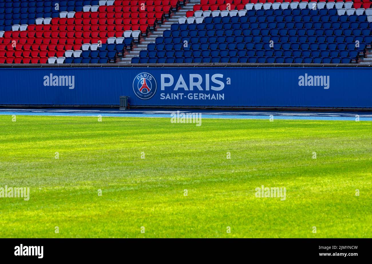 Parc de princes stadium hi-res stock photography and images - Alamy