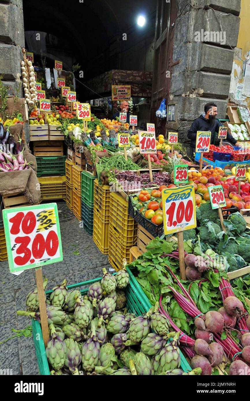 Roadside fruit and vegetable vendor, Naples, Campania, Italy, Europe Stock Photo - Alamy