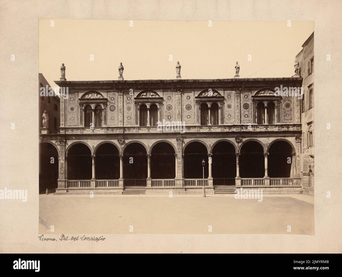 Fra giovanni giocondo hi-res stock photography and images - Alamy