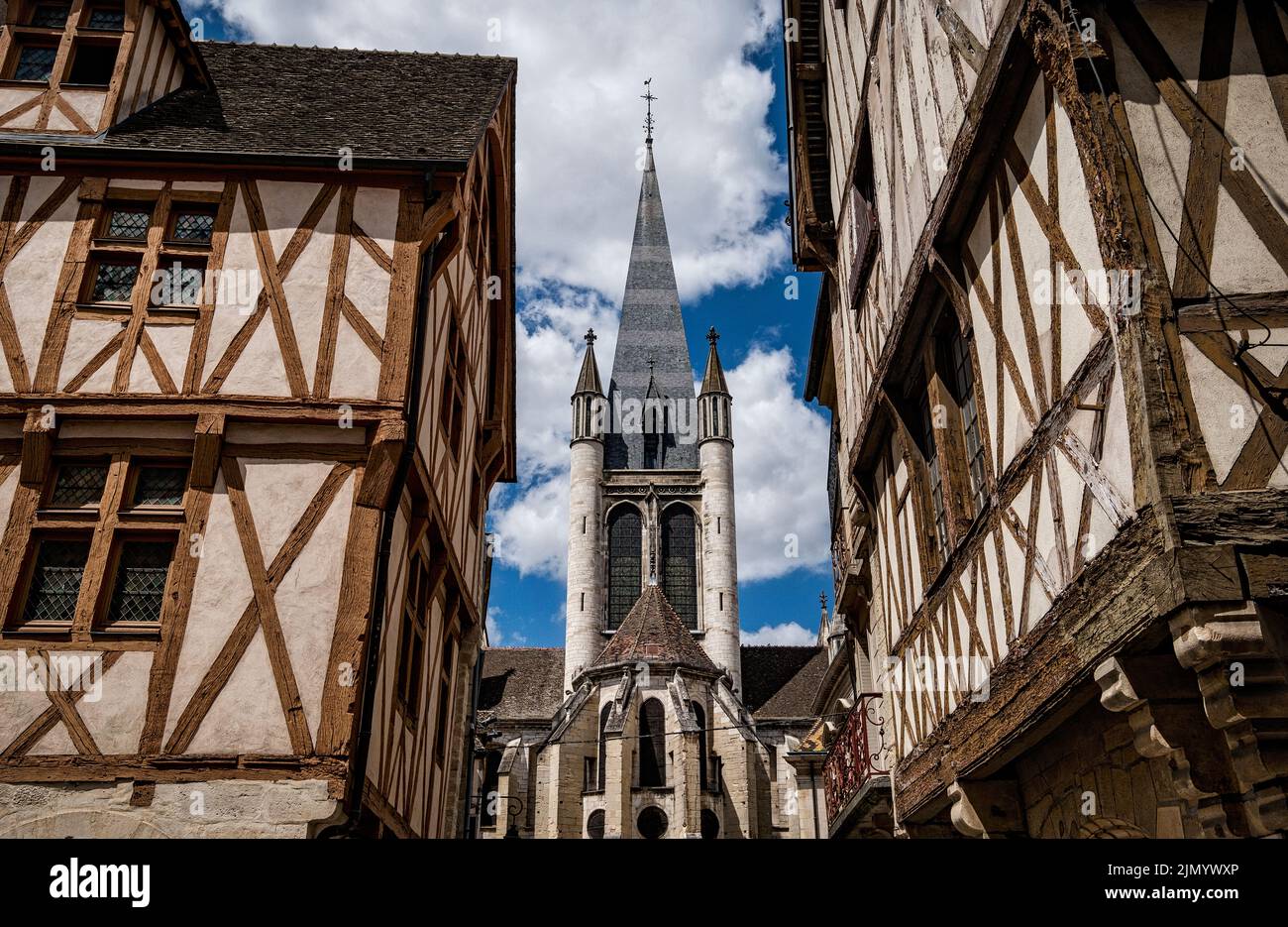 Saint jean church of dijon hi-res stock photography and images - Alamy
