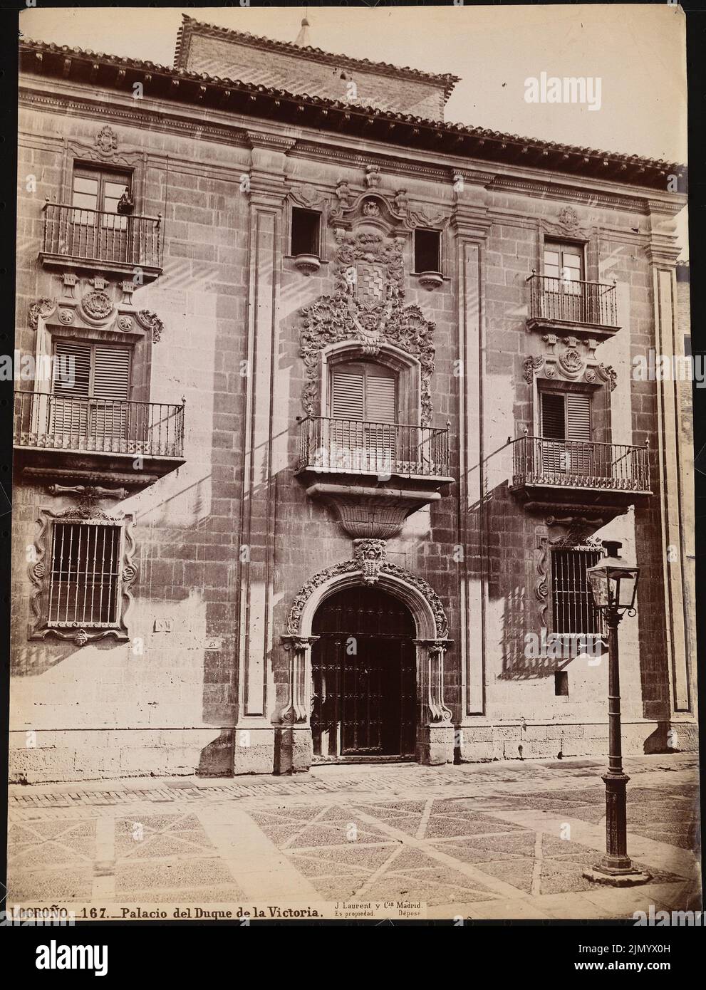 Palacio de duque del la victoria hi-res stock photography and images ...