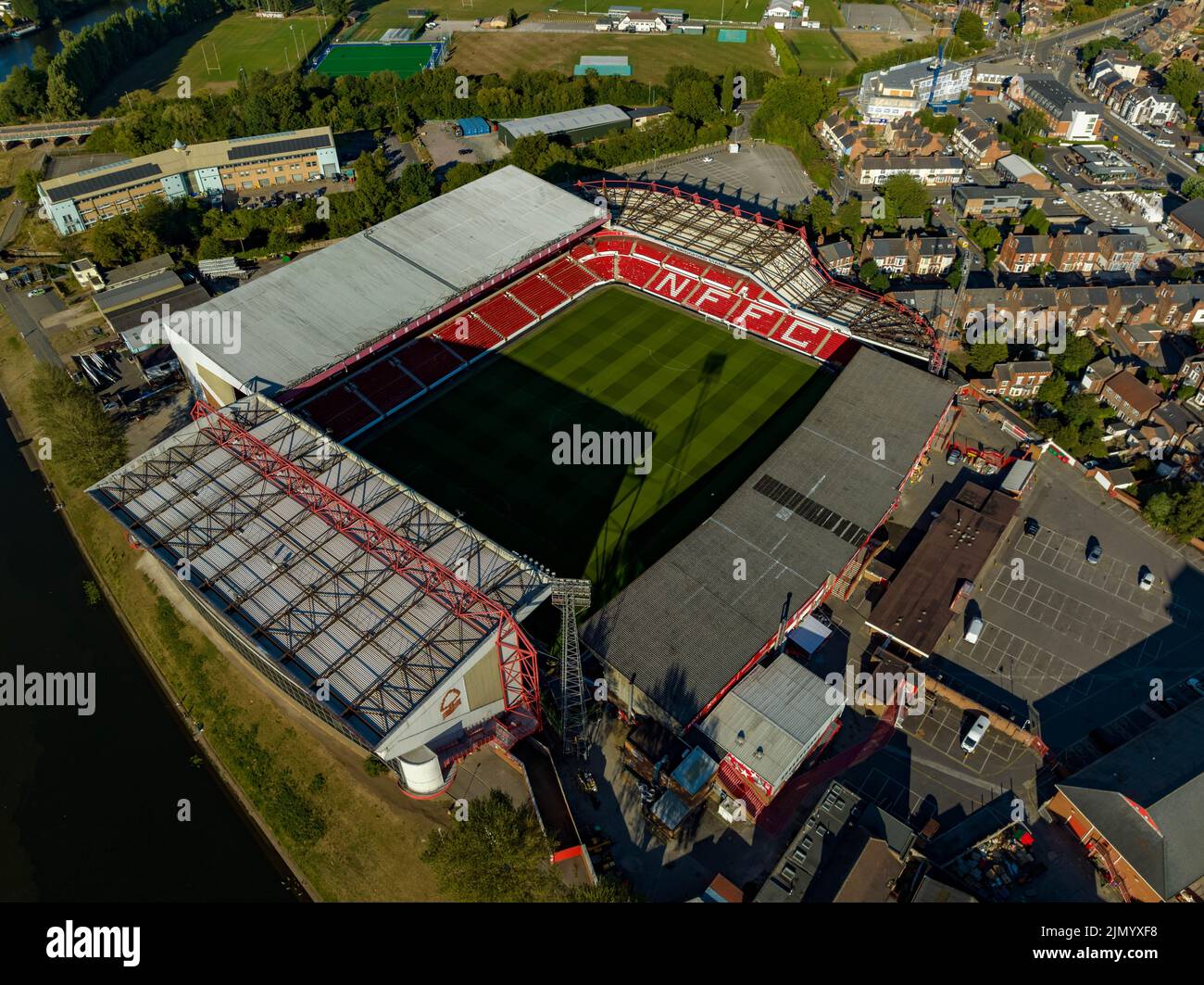 Birds eye view of notting football clubs hi-res stock photography and ...