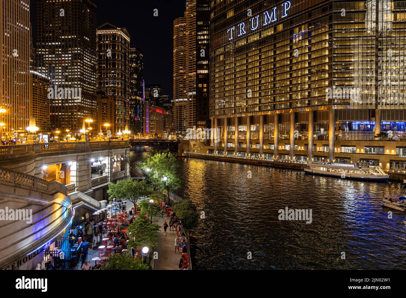 A night view of the Trump Hotel built on the Chicago river, United ...